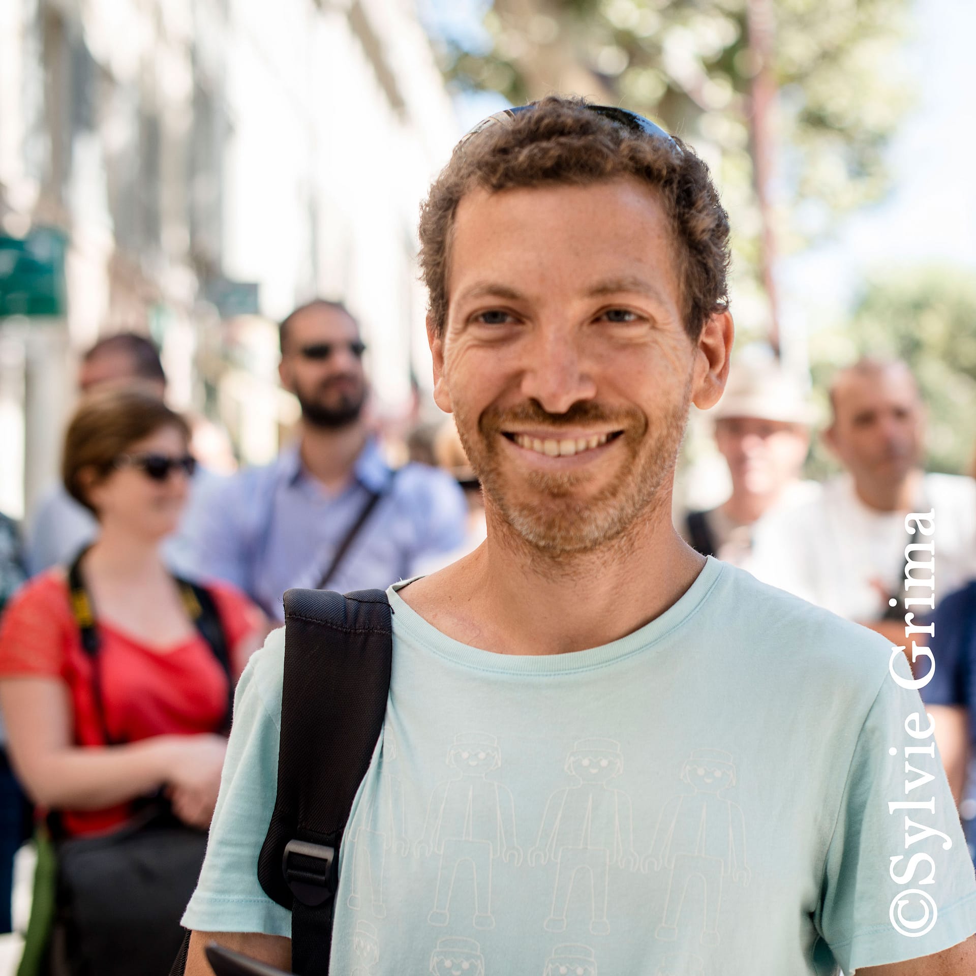 Your Guides - Le Visible Est Invisible